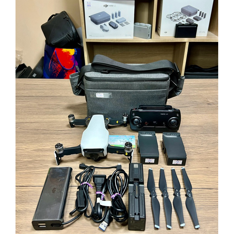 Dji mavic Air 1 combo สภาพสวยมากมากอุปกรณ์ครบพร้อมใช้งาน รหัส TD-393 ...