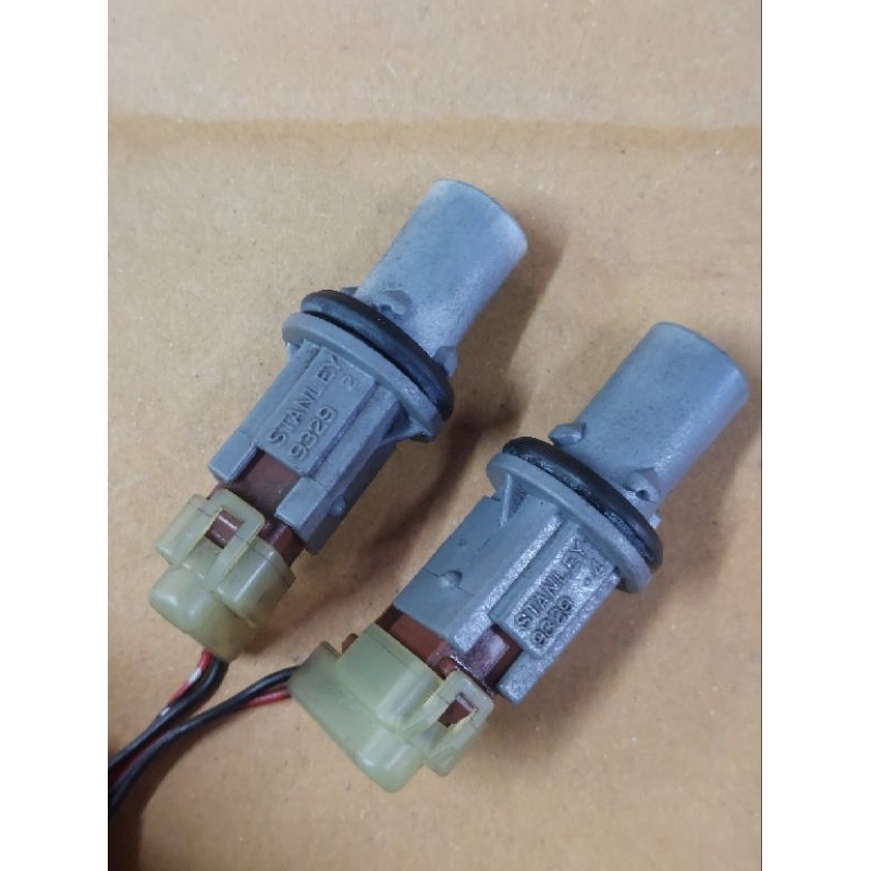 ขั่วหลอดไฟเลี้ยวไฟหลี่ honda ปี90-99 //เบอร์9329//มือ2ญี่ปุ่น | Shopee ...