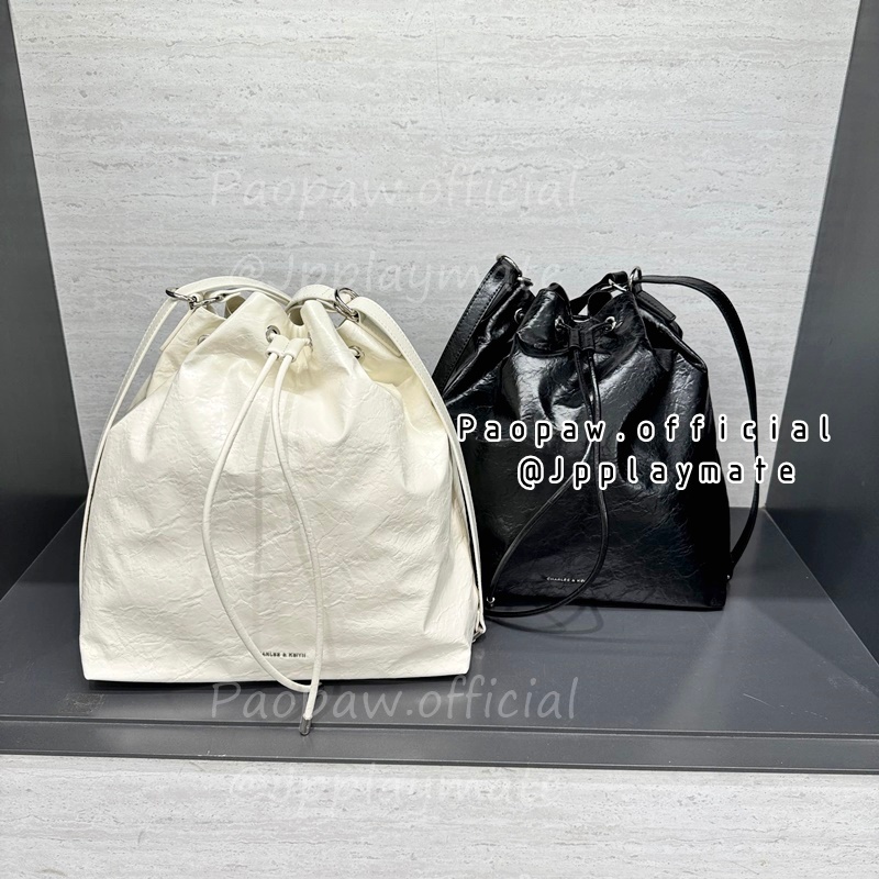 กระเป๋า Charles & Keith รุ่น Neva Two-Way Bucket Bag : CK2-10151393 แท้ ...
