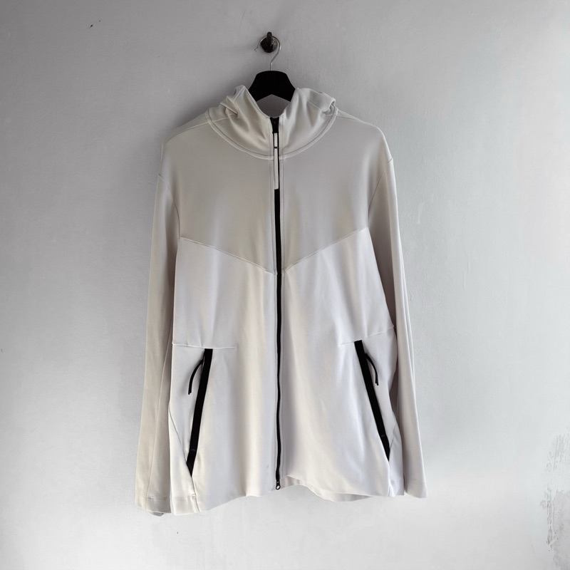 เสื้อฮู๊ดดี้ิ Nike Sportswear Tech Pack Full-Zip Knit (รุ่นนี้ชิชิยะใส่ ...