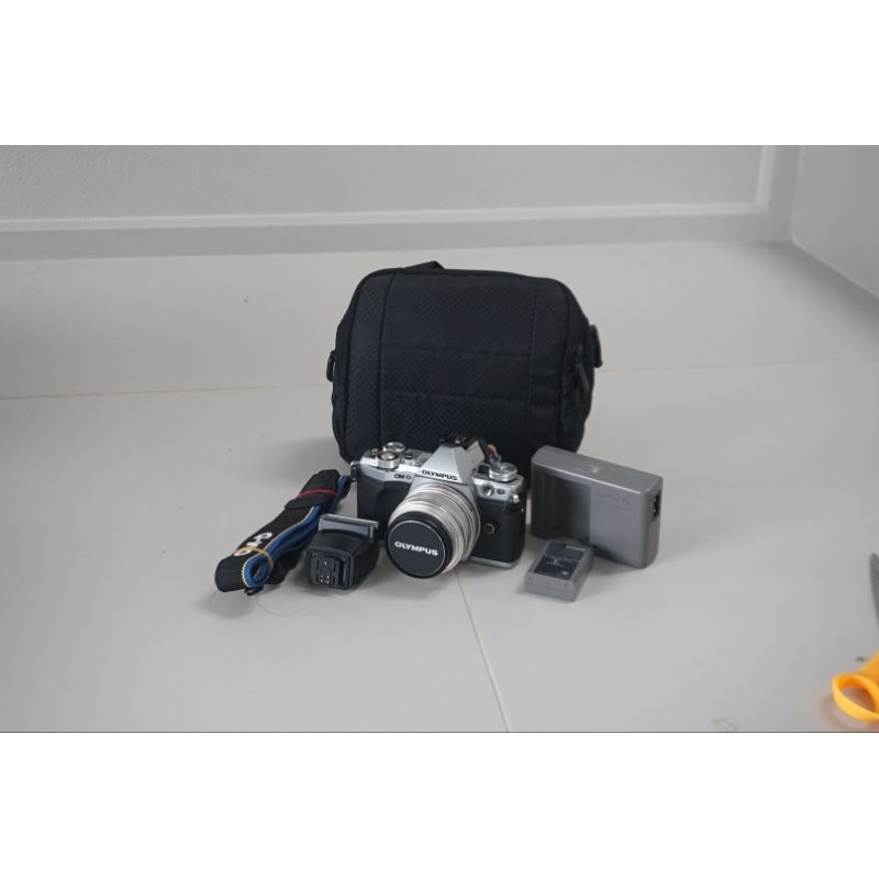 OLYMPUS EM 5 Mark ii เลนส์ 18mm F1.7 สภาพ 95% มือสอง | Shopee Thailand