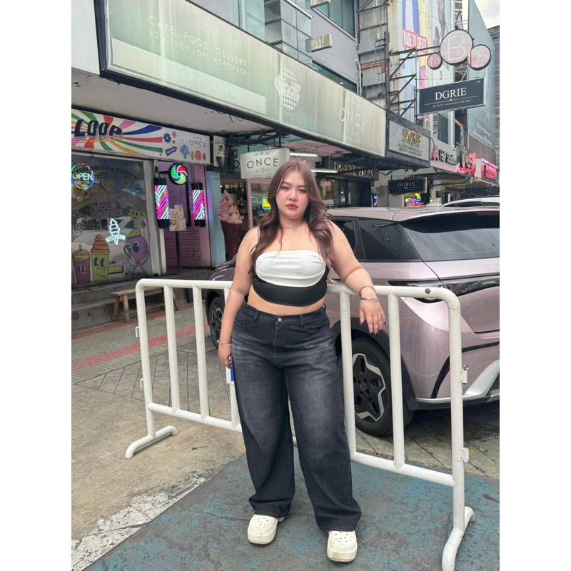 ((so new) chubby BASIC CROW JEANS (สีดำเฟต) | Shopee Thailand