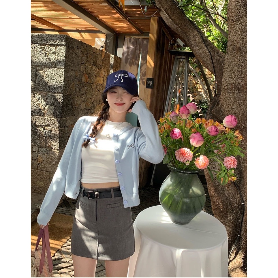 Cicishop(Z042)เสื้อคาร์ดิแกนไหมพรมแขนยาว กระดุมหน้า ปักโบว์แต่งหน้าอก สไตล์เกาหลีใส่คลุมสวยๆ ...