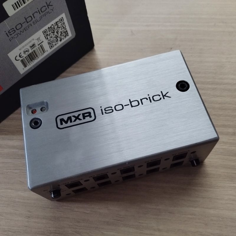 MXR M238 ISO Brick (( สินค้ามือสอง )) สภาพ 90% ใช้งานปกติ สายไฟ 10 เส้น ...
