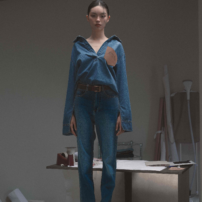 ams.commune กางเกงยีนส์ทรงกระบอกตรงสีเข้ม | Shopee Thailand