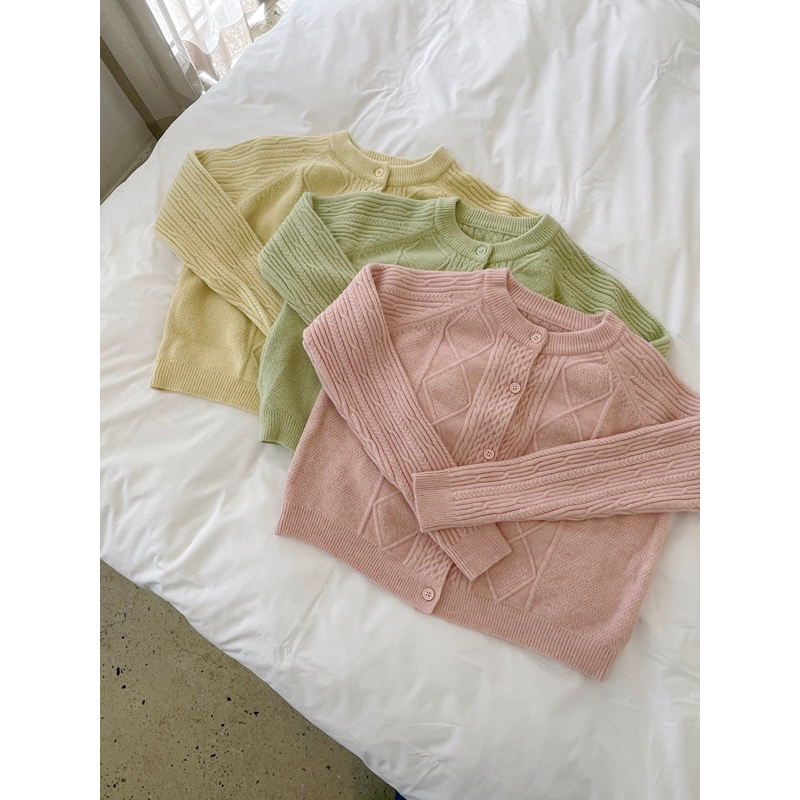 REYNÉ C07002 | เสื้อคลุมคาร์ดิแกนไหมพรม รุ่น sweet macaron Cardigan ...