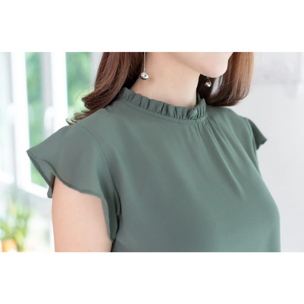 RE ️Narinari : MT2711 Ruff Collar Frill Sleeve Blouse เสื้อแขนกุดแต่ง ...