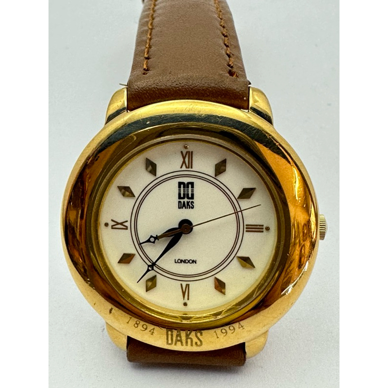 DD DAKS LONDON Quartz ตัวเรือทองชุบ นาฬิกาผู้หญิง มือสองของแท้ | Shopee Thailand