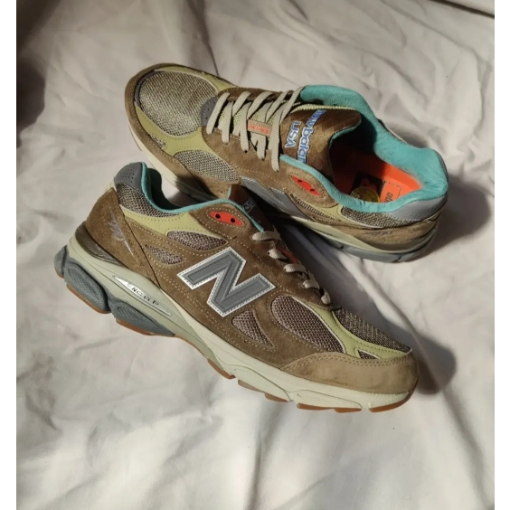 bodega x New Balance NB 990 V3 here to stay Co branded Grey Coffee ของ ...