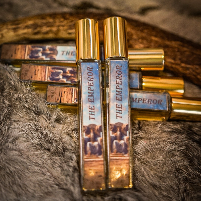 The emperor perfume (เติมอำนาจด้วยความสุขุม มั่นคง ความนิ่ง เพื่อควบคุม ...