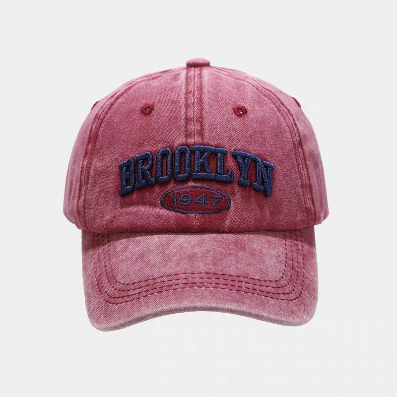 [พร้อมส่ง] หมวก Cap สำหรับผู้ใหญ่ รอบหัว: 56-60 cm. หมวกแก๊ปผ้าฟอกแนววินเทจ ปักคำว่า " BROOKLYN ...