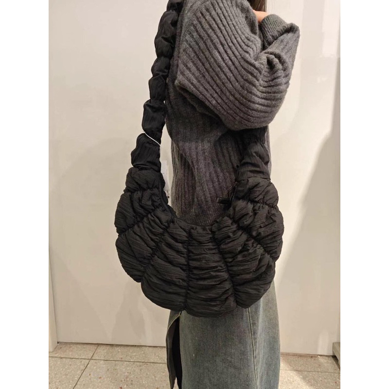 Cos Croissant Ripple Crossbody Bag | Shopee Thailand