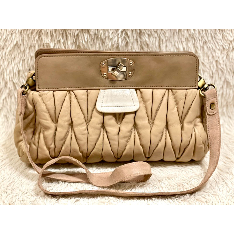 กระเป๋าหนัง มือสอง แบรนด์ OMNIR CRYSTAL สภาพสวย สายกระเป๋าเป็นสายแทน ...