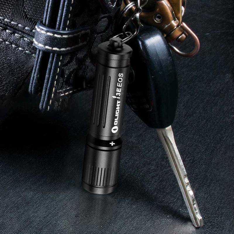 ไฟฉายพวงกุญแจ Olight i3E eos สว่างสูงสุด 90 ลูเมนส์ ใช้ถ่าน AAA เพียง ...