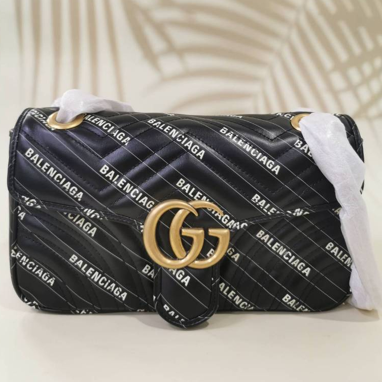 Gucci กระเป๋าสะพายข้าง รุ่น Gucci x Balenciaga The Hacker project ...