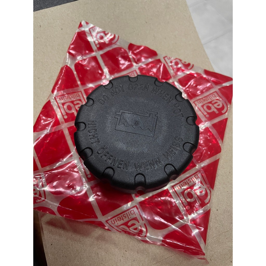 ฝาหม้อน้ำ ฝากระป๋องพักน้ำ Benz W210 W203 W211 W220 W204 W221 W212 ...