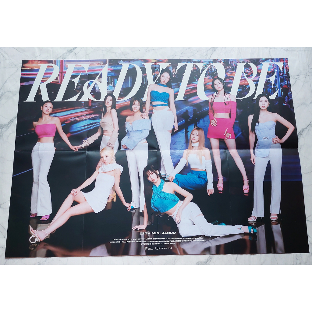 Folded Poster จาก CD อัลบั้ม TWICE - READY TO BE Album เวอร์ Target ...