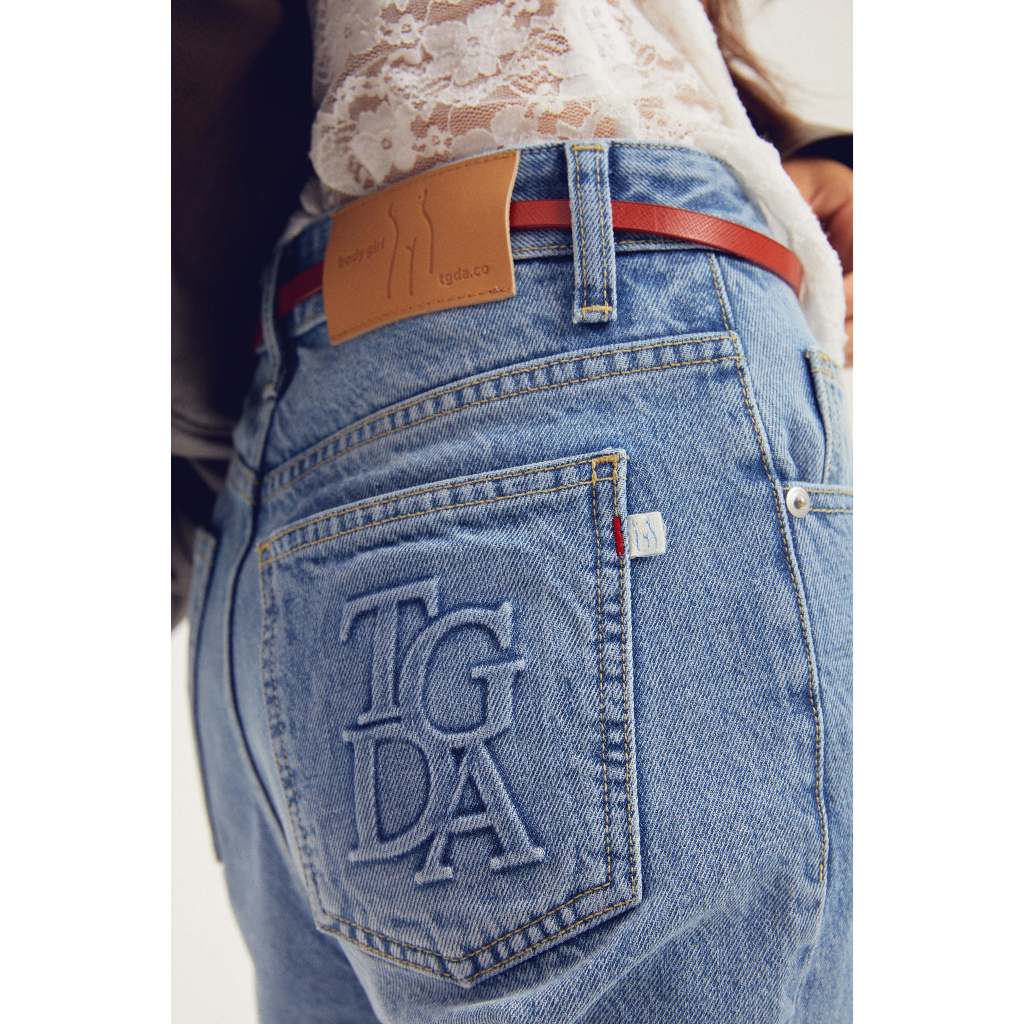 TGDA.CO - กางเกงยีนส์เอวกลาง Body Girl รุ่น Carsey Straight Jeans ...