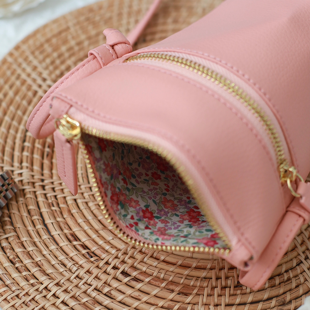 รุ่น BFF bag (กระเป๋าใส่มือถือ) | Shopee Thailand