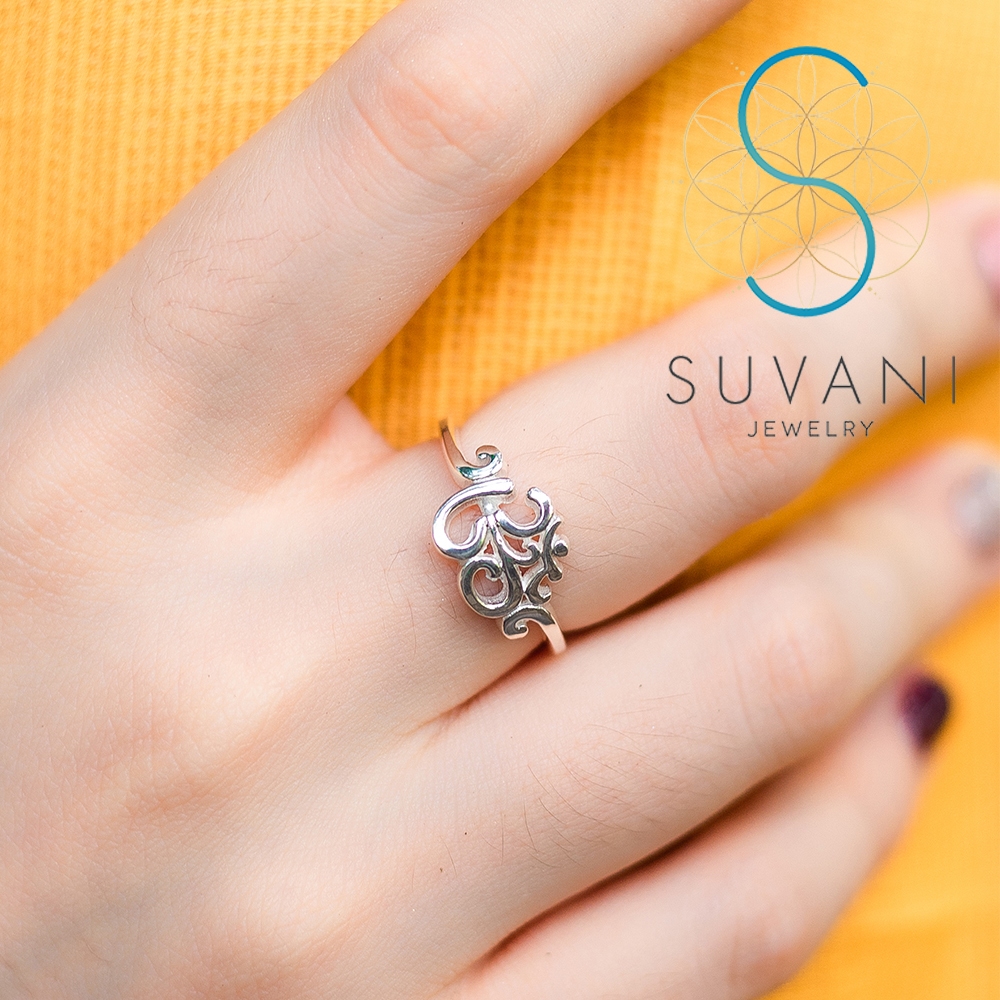 SUVANI เงินแท้ 92.5% แหวนโอมเทพแห่งความสำเร็จ ความร่ำรวย และความสุข ...