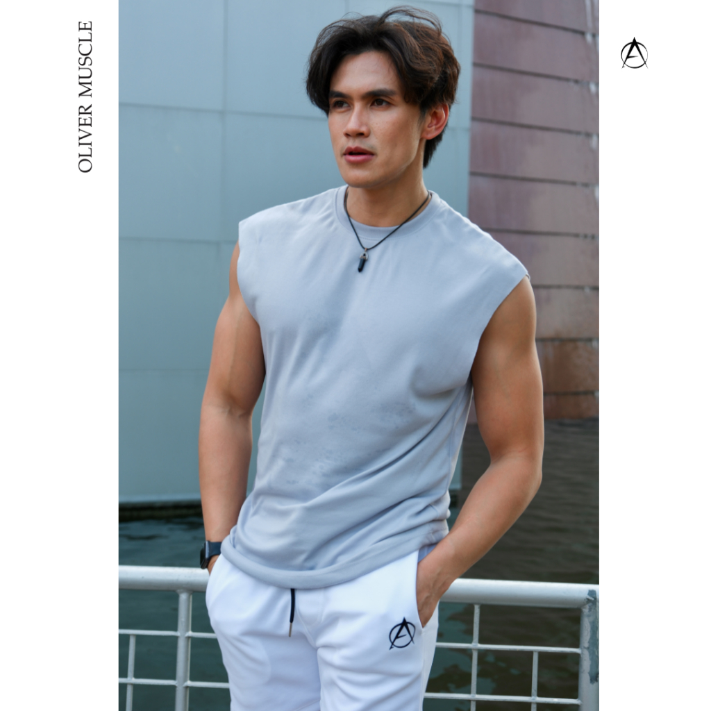 OLIVER MUSCLE เสื้อยืดแขนกุดทรงเกาหลี สีพื้น ผ้านุ่ม ใส่สบายไม่ร้อน ...