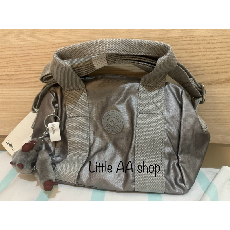 (ใช้โค้ดส่วนลด20-30%ได้ค่ะ) Kipling Iona silver กระเป๋าคิปลิ้ง ทรงหมอน ...
