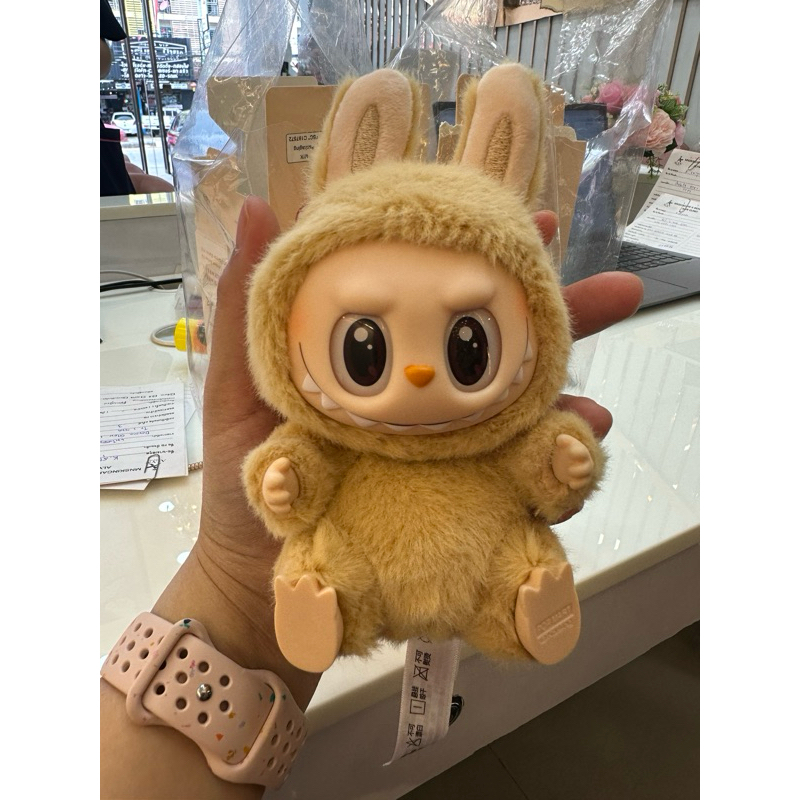 พร้อมส่งต่อ ไม่ต้องรอพรี labubu v2 BABA แท้ พร้อมกล่อง การ์ด | Shopee ...