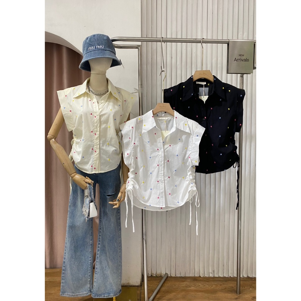 [พิมพ์โค้ด TPZWKCC ลด 60.- ] B427 เชิ้ตรูดข้างผ้าปักหัวใจแน่นๆ ดีเทล ...