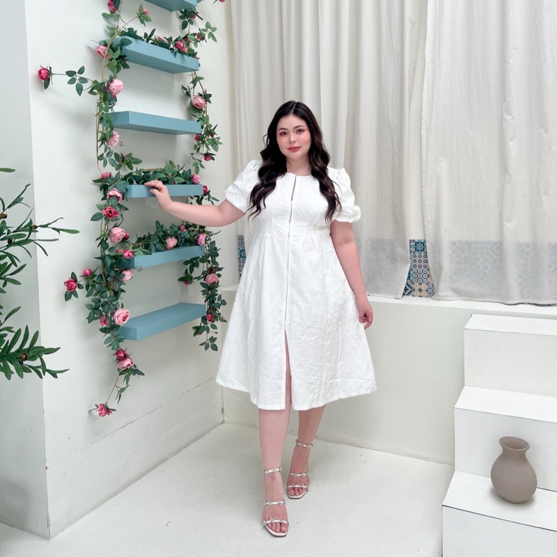 (MTNWHMG ลด 60.-) Lady M | Popcorn white Dress plussize เดรสสาวอวบสีขาว ใส่ไปออกงาน งานบุญ เหมาะ ...