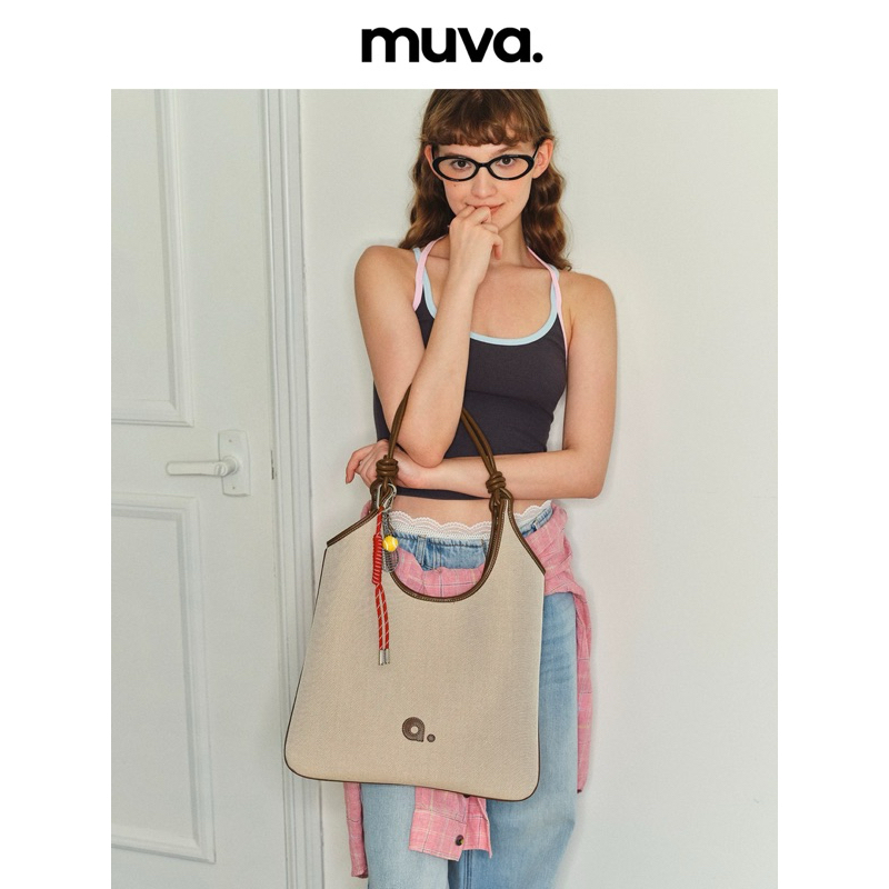 New พรีออเดอร์ กระเป๋า Muva (แท้ 100%) | Shopee Thailand