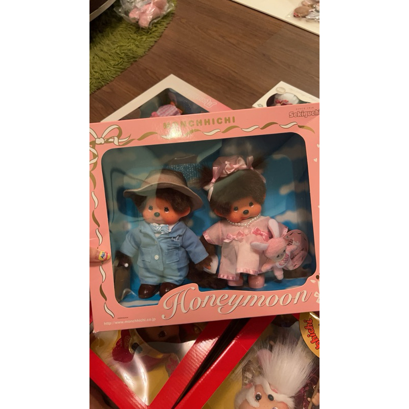 พร้อมส่งในไทย Monchhichi Honeymoon Box set ของแท้100% | Shopee Thailand