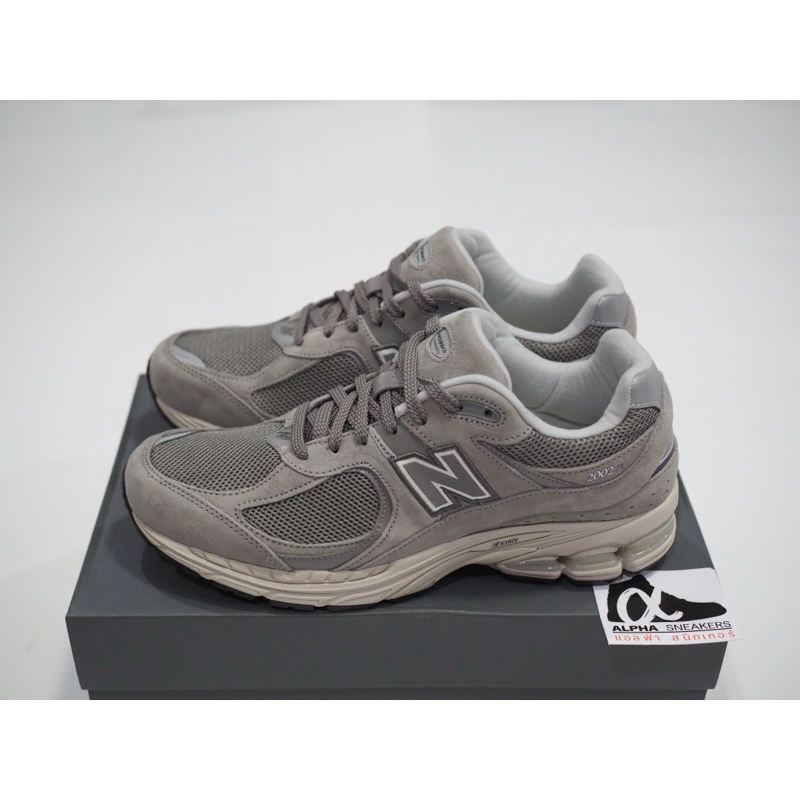 รองเท้า New Balance 2002RC ของแท้100% (พร้อมส่ง) | Shopee Thailand