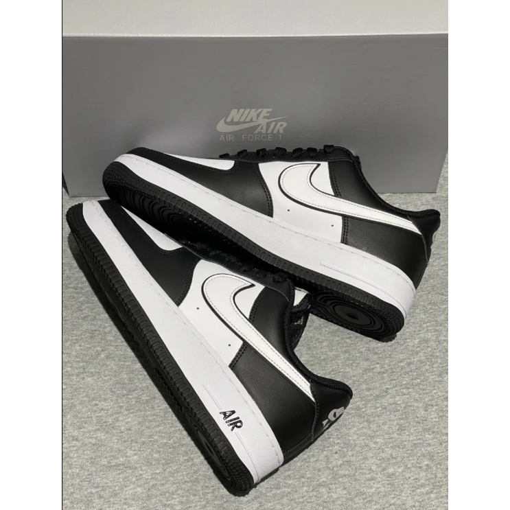 Nike Air Force 1 "Panda" low-top sneakers for men and women, white and ...