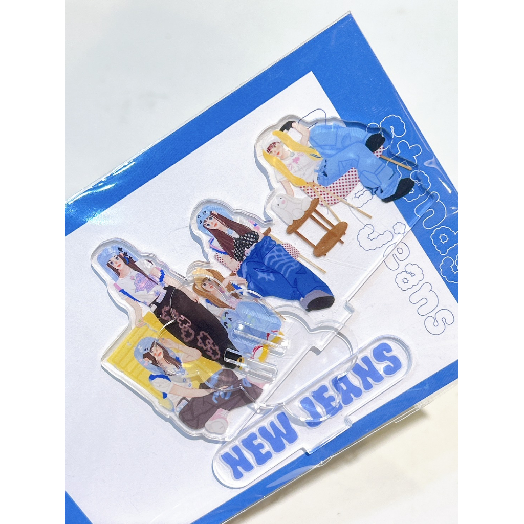 (พร้อมส่ง) Standy New jeans BTS Treasure NCT Enhypen l สแตนดี้ นิวจีนส์ ...