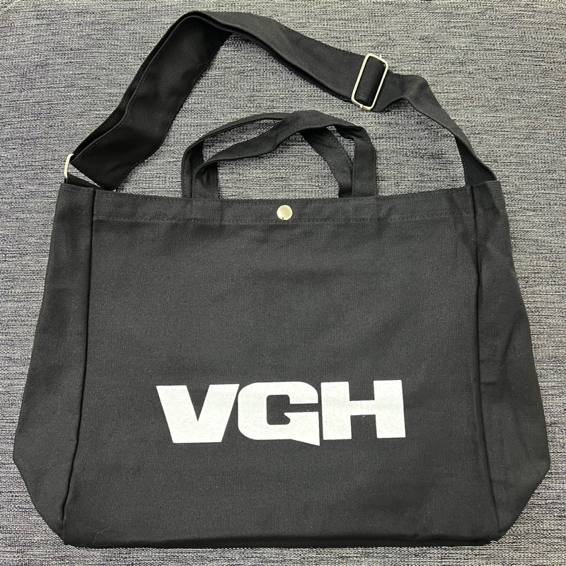 VGH : กระเป๋าผ้า Logo Messenger Bag สะพายข้าง/คลอสบอดี้ สกรีนลาย แบรนด์ ...