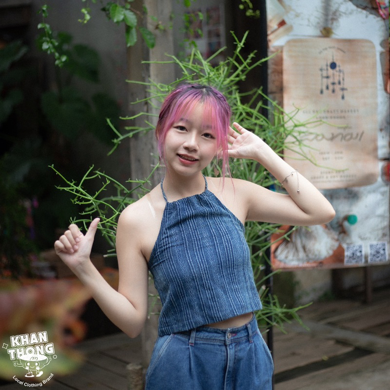 KHANTHONG - เสื้อคล้องคอ ผูกหลัง ผ้าฟอกสโตน รัดรูป สายคาเฟ่ | Shopee Thailand