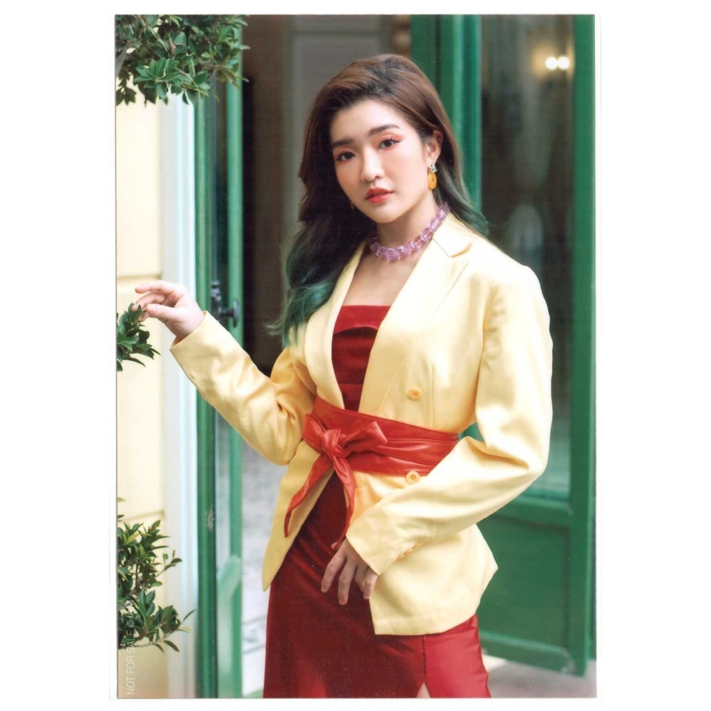 [ปก][1/2] BNK48 Warota People Photoset วาโรตะ รูปสุ่ม CGM48 | Shopee Thailand