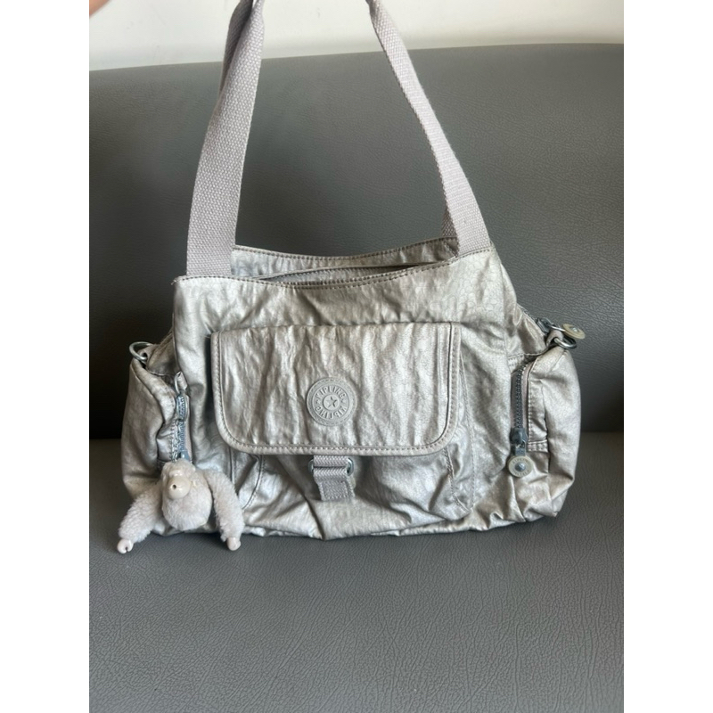 Kipling Fairfax Lg Handbag แท้💯 มือสอง | Shopee Thailand