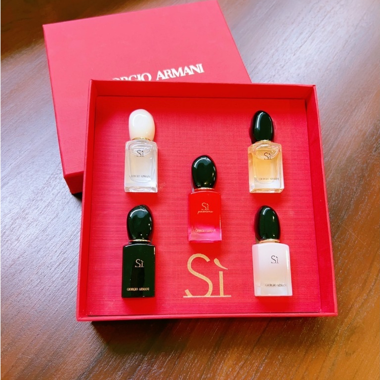 น้ำหอม Giorgio Armani Si Mini Set (EDP, EDT) เซ็ต4ขวด 7ml*5 น้ำหอมมินิ ...