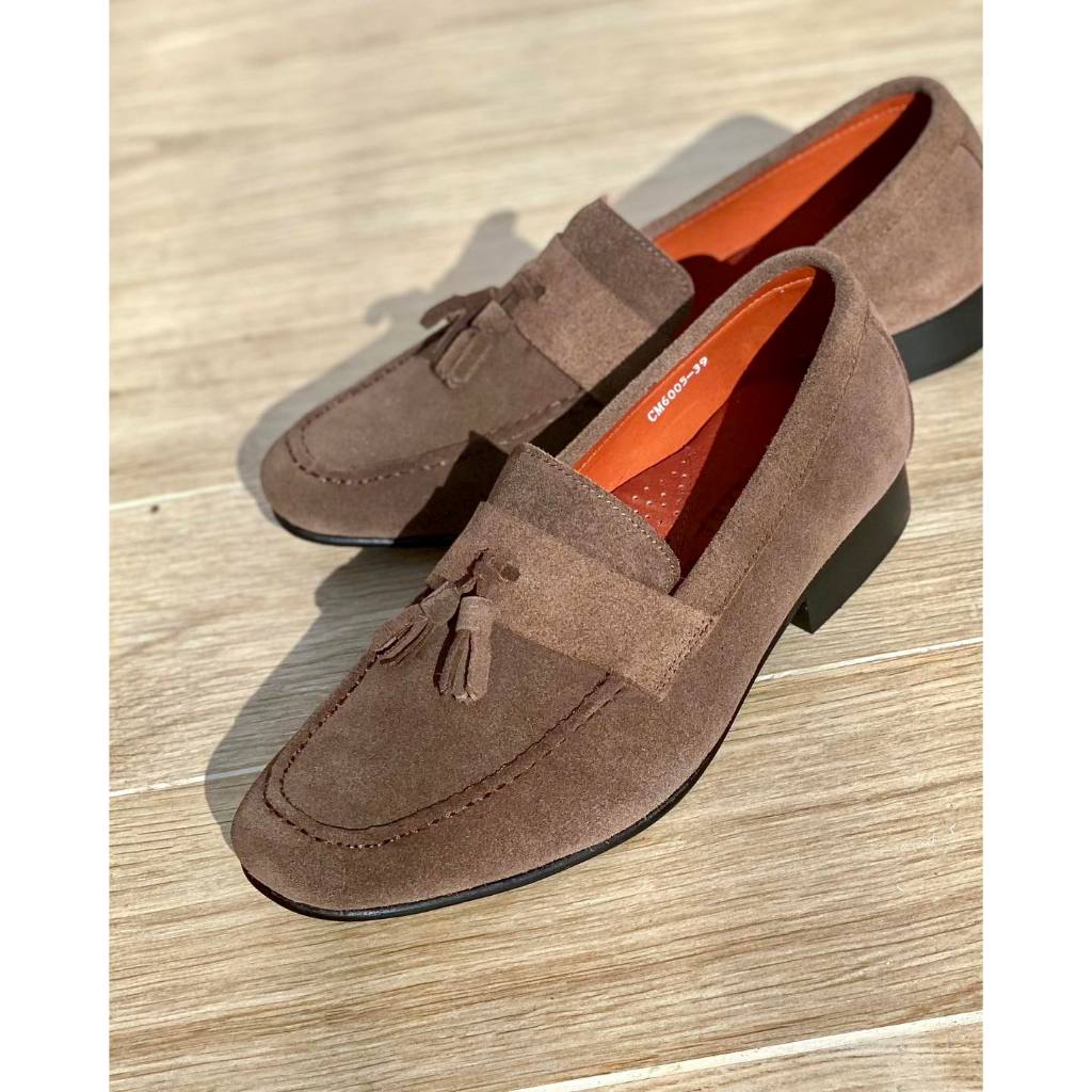 COSMOS SHOES รองเท้าหนังกลับแบบสวม Loafers รุ่น Kingston Tasseled ...