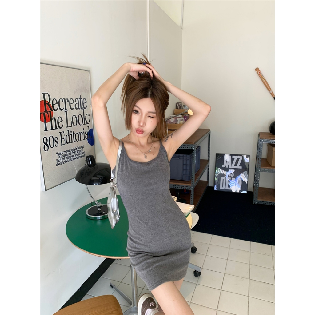 cherryshop🍥เดรสออกงาน🔥กระโปรงสายเดี่ยวแขนกุดสีดำ Cleanfit สวมกระโปรงยาวสุดเซ็กซี่ | Shopee Thailand