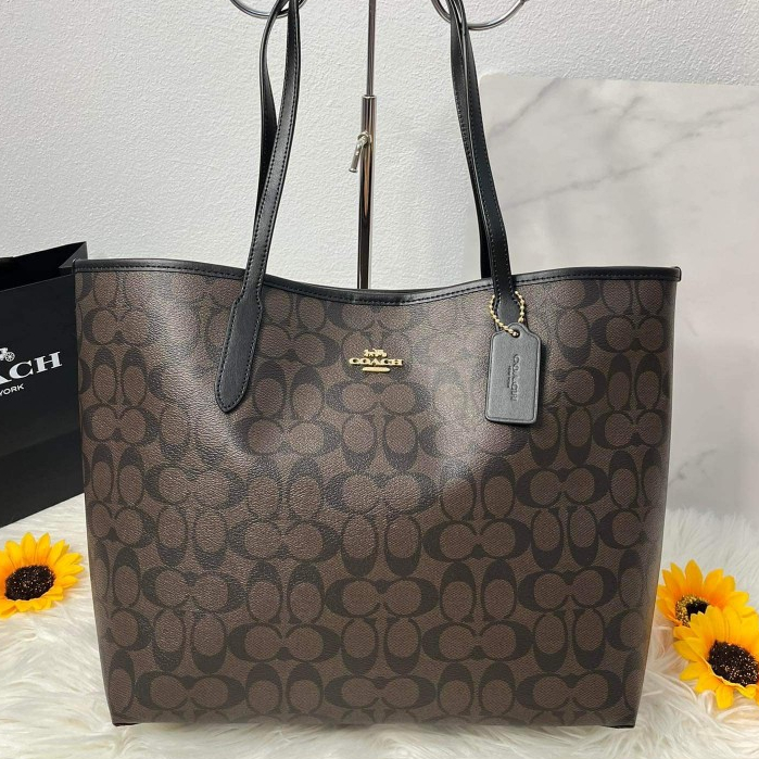 City Tote In Signature Canvas (Coach 5696) | Shopee Thailand