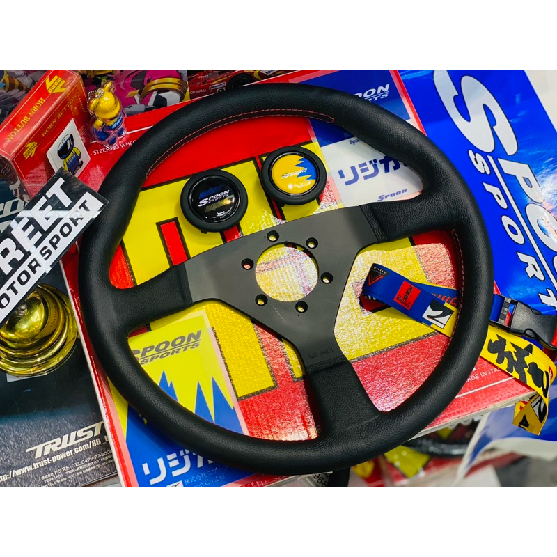 พวงมาลัย Momo spoon ขนาด 350 mm แท้ มือสอง italy Steering Wheel สป็ค ...