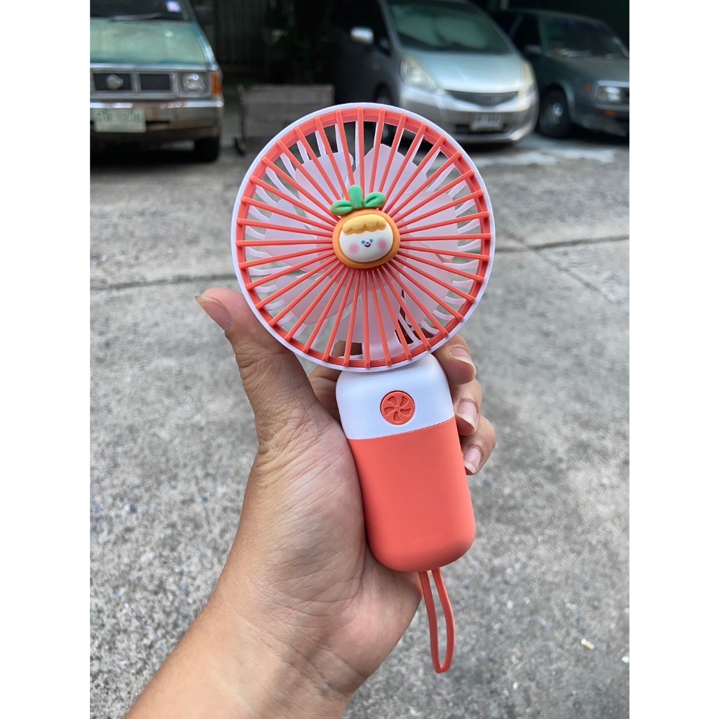 THพร้อมส่งในไทย🇹🇭mini usb Fan พัดลมพกพา พัดลมมินิน้อง รุ่นใหม่สีสันสดใส ...