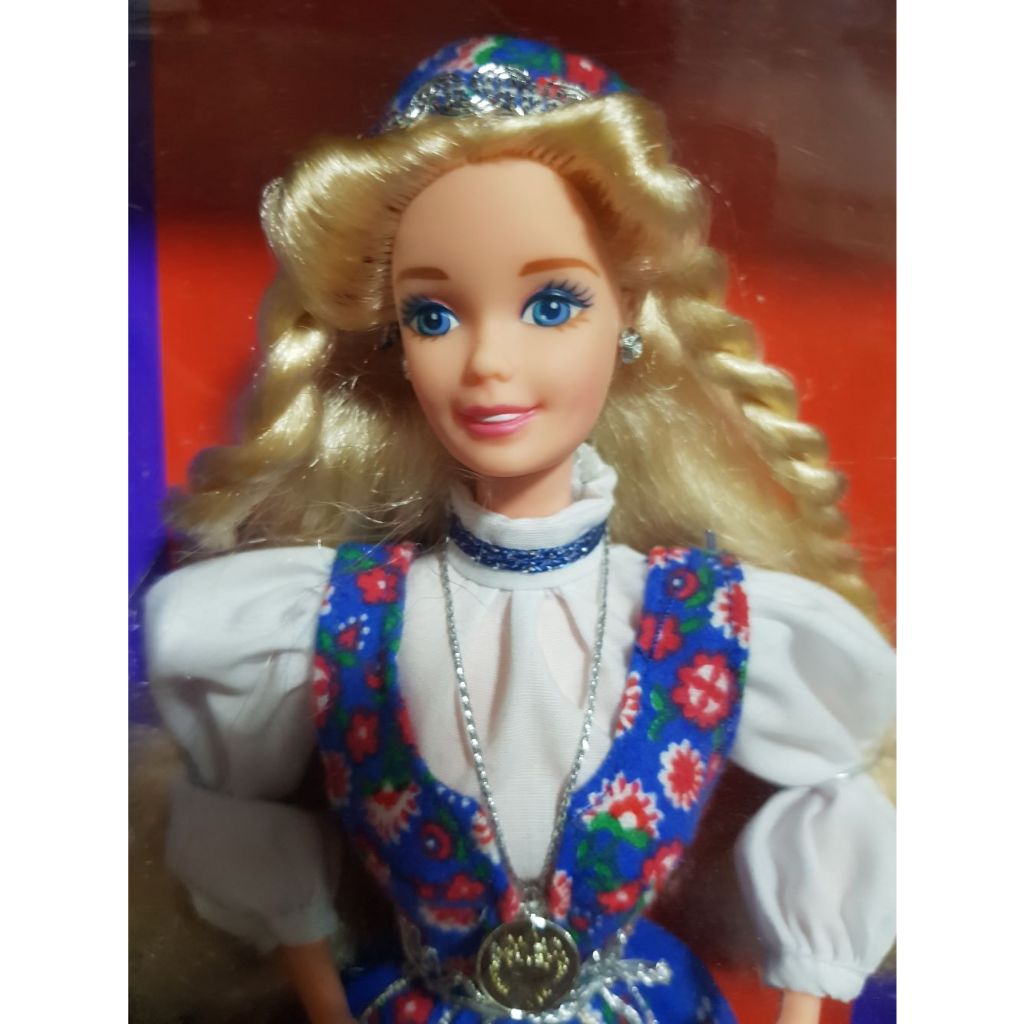 พร้อมส่งในไทย-ส่งฟรี 1995 Mattel Norwegian Barbie, Dolls of the World ...