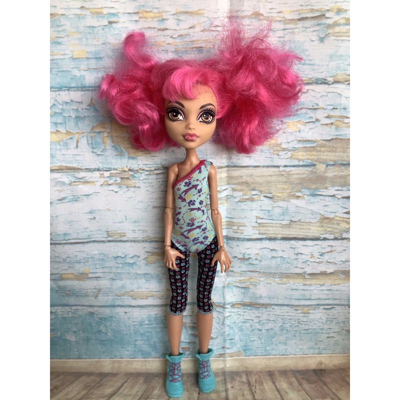 Howleen มือสอง สภาพเก่ามากๆๆ มีตำหนิหลายที่ค่ะ | Shopee Thailand