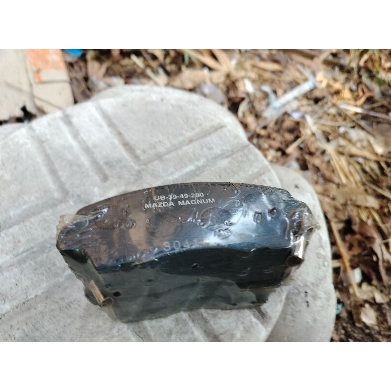 ผ้าดิสเบรคหน้าของใหม่ใช้กับ mazda b 2200 magnum b 2500thunder และ ...