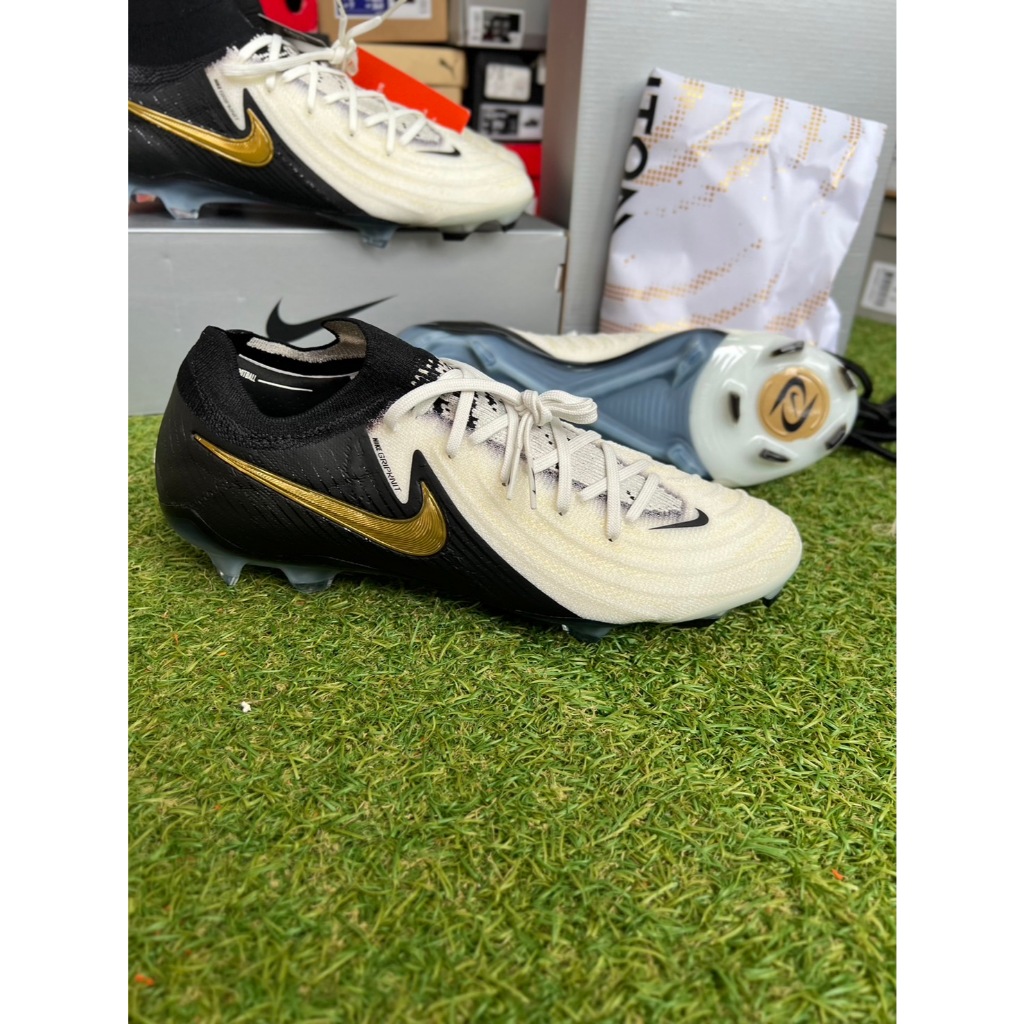 Nike MAD Ready Nike Phantom GX2 Elite FG / Phantom Luna2 Elite FG รองเท้าฟุตบอล ไนกี้ ของแท้มือ ...