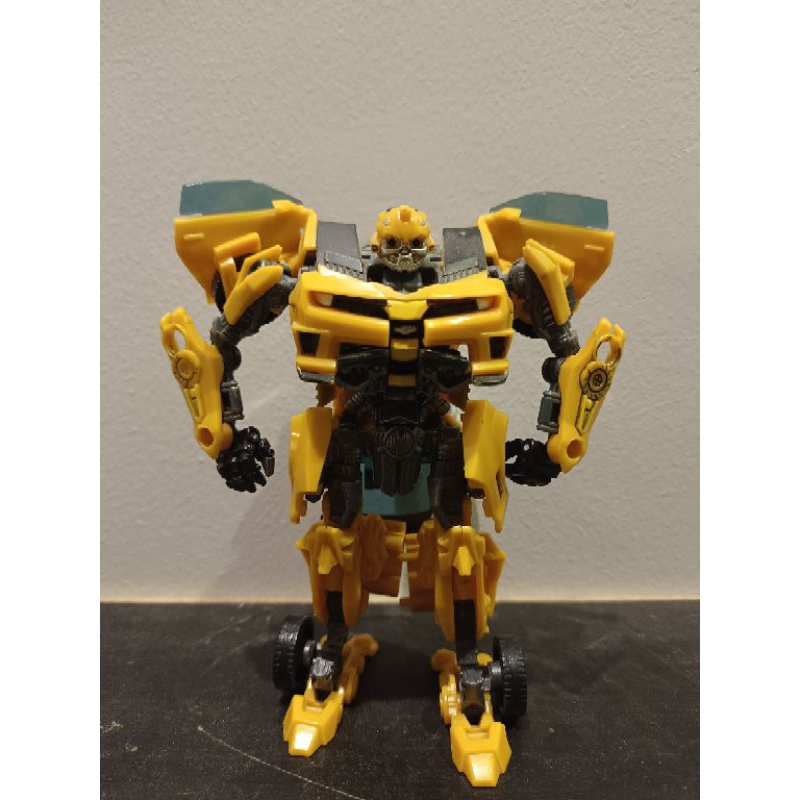 โมเดล ของเล่น Transformers DOTM BumbleBee Deluxe Class ของแท้ งาน ...