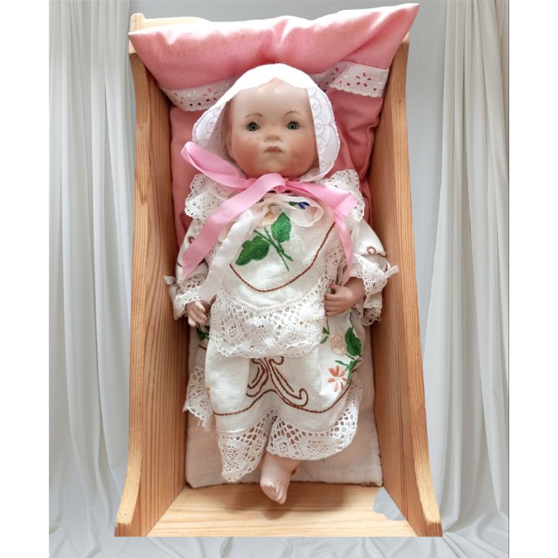 vintage dollsตุ๊กตากระเบื้องงานเยอรมัน เป็นงานข้อต่อกระเบื้องทั้งตัวค่ะ น้องเป็นงานสไตล์ยุโรปค่ะ ...